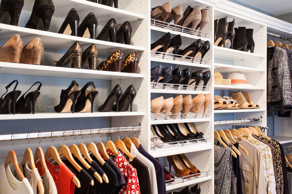 How to Get Rid of Musty Smells, Closet Odors & Keep Clothes Fresh