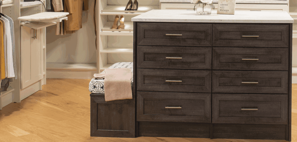 Your Guide to Closet Seating | Closet America